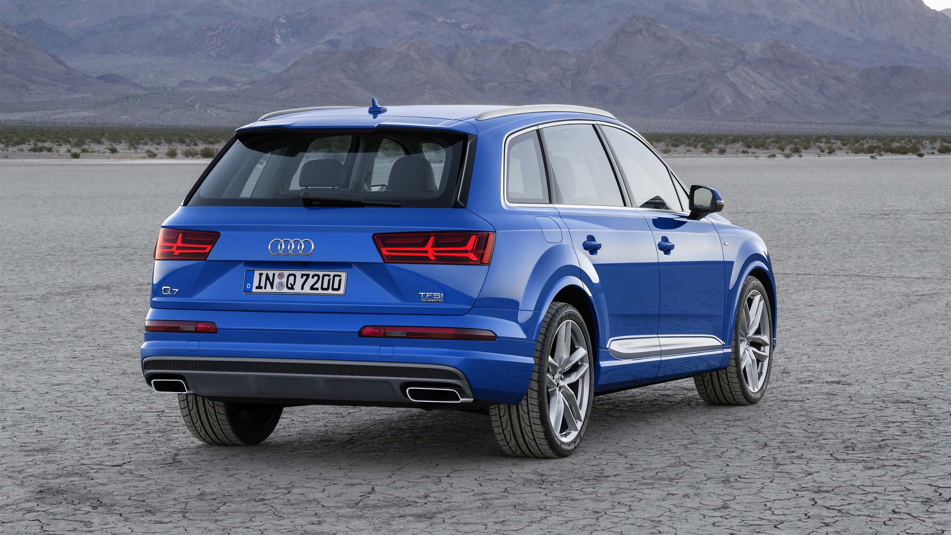 Audi Q7 40 TFSI petrol Launched At Rs 67 76 Lakh Autodevot