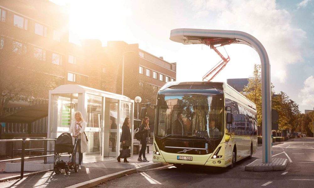 Volvo 7900 Electric Bus offers up to 200 km range - Autodevot