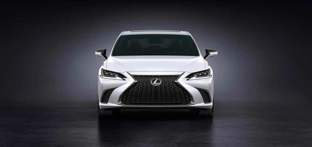 7th generation Lexus ES premieres in Beijing - Autodevot