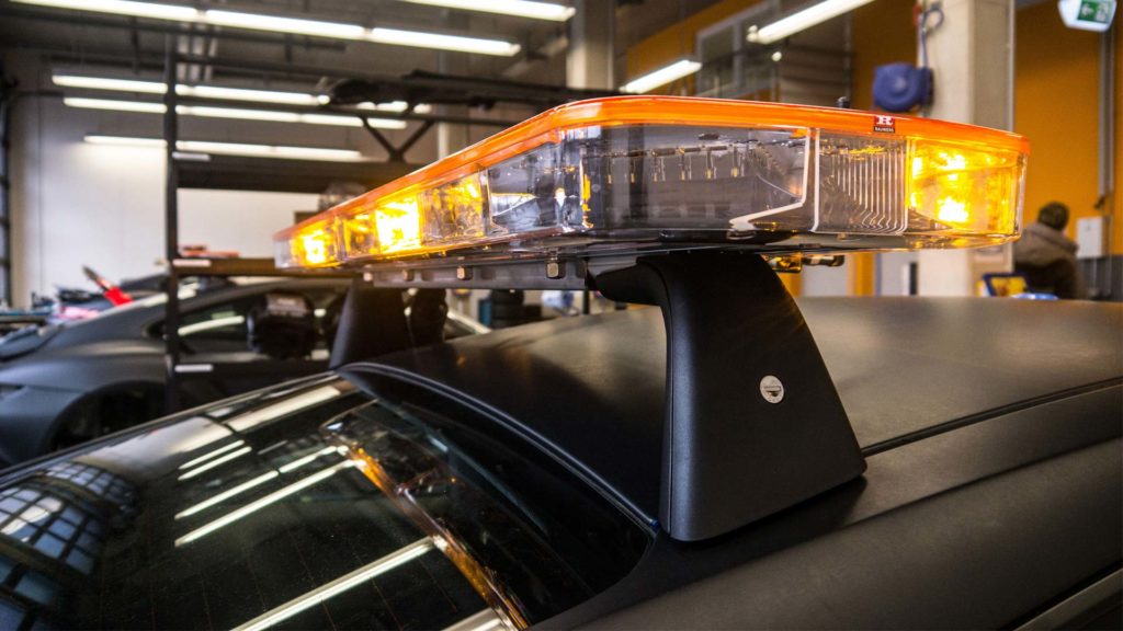 Porsche 911 Turbos to be WEC safety cars till 2020 - Autodevot