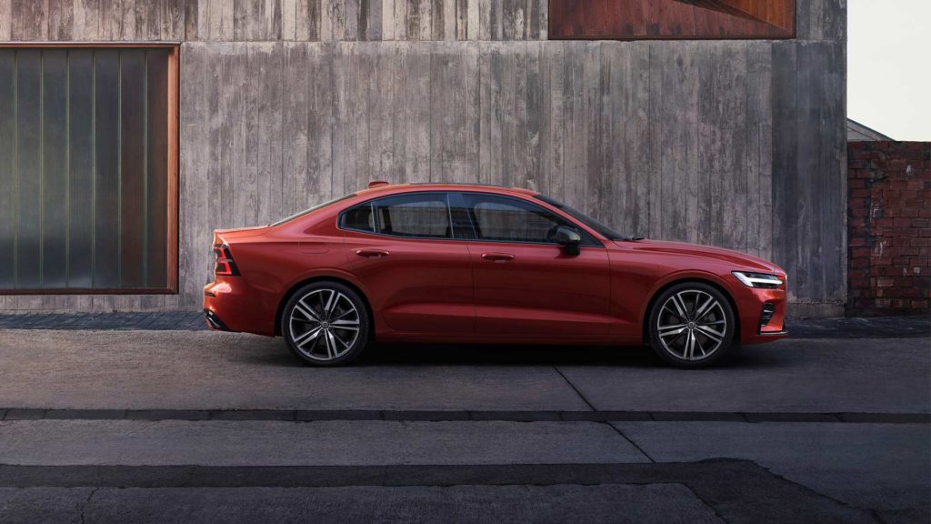 3rd generation Volvo S60 debuts in US - Autodevot