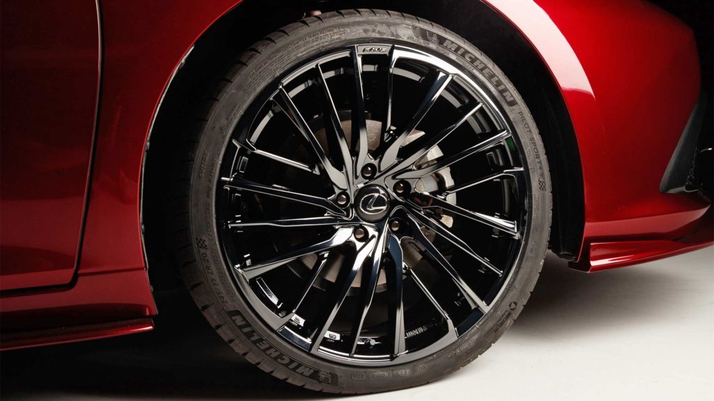 Lexus brings customized LS, ES and RC for SEMA Show - Autodevot