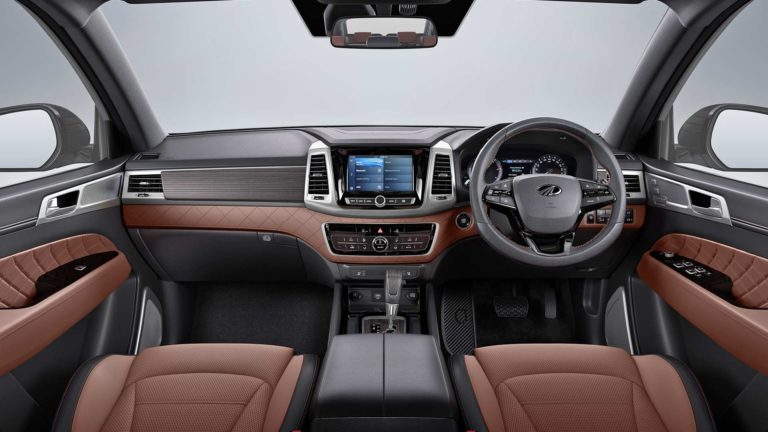 Mahindra Alturas G4 launched at Rs 26.95 lakh - Autodevot