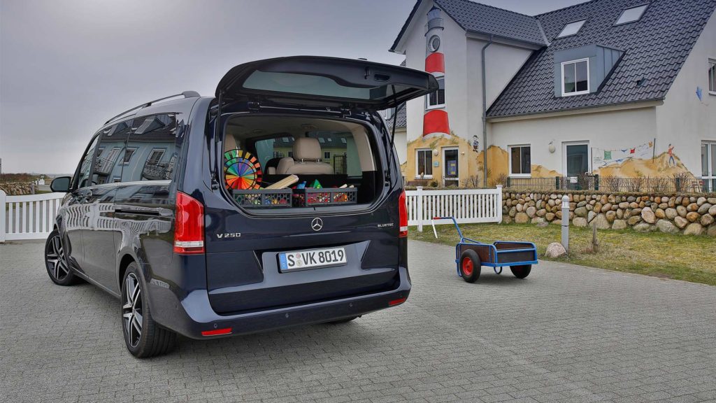 Mercedes-Benz V-Class makes India debut - Autodevot