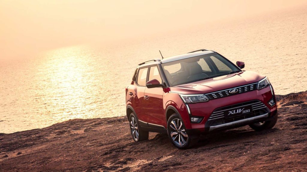 Mahindra XUV300 gets AMT variants - Autodevot