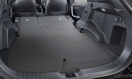 Toyota RAV4 PHEV goes on sale in Japan with 95 km EV range - Autodevot