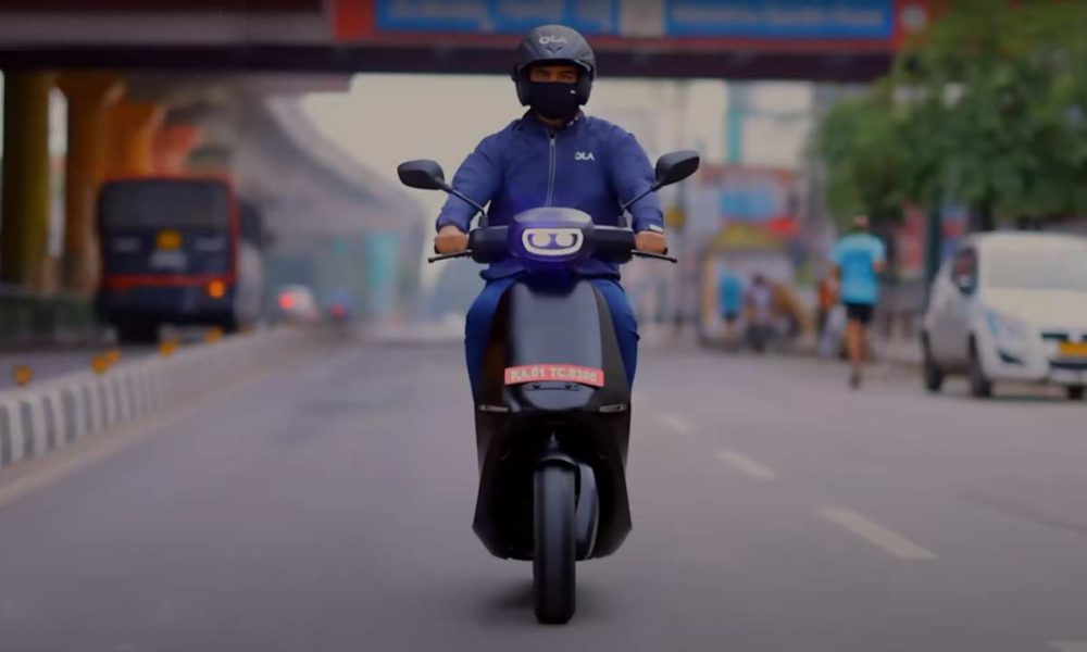 OLA CEO takes the company's first electric scooter for a test ride ...