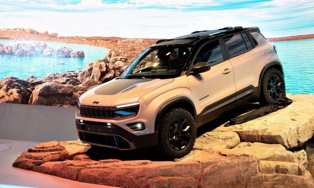 Jeep Avenger debuts as a subcompact electric offering - Autodevot