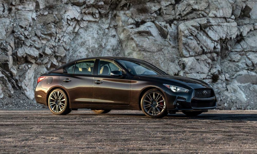 2023 INFINITI Q50 Black Opal debuts with a color shifting paint - Autodevot