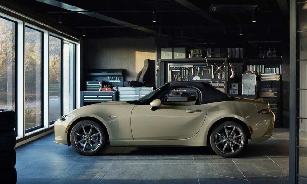2023 Mazda MX-5 Miata debuts with a sandy paint - Autodevot