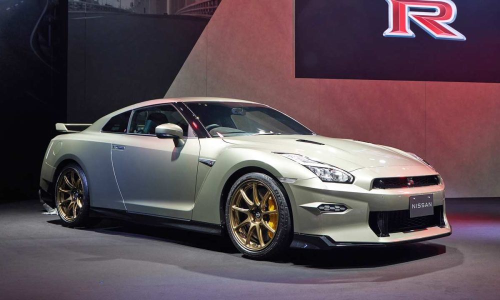 2024 Nissan GT-R debuts with a new bumper & new seats - Autodevot