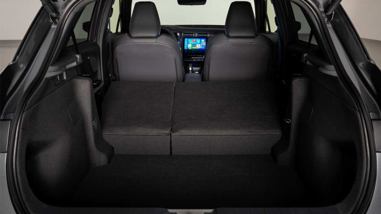 Lexus LBX debuts as the brand's smallest luxury SUV - Autodevot