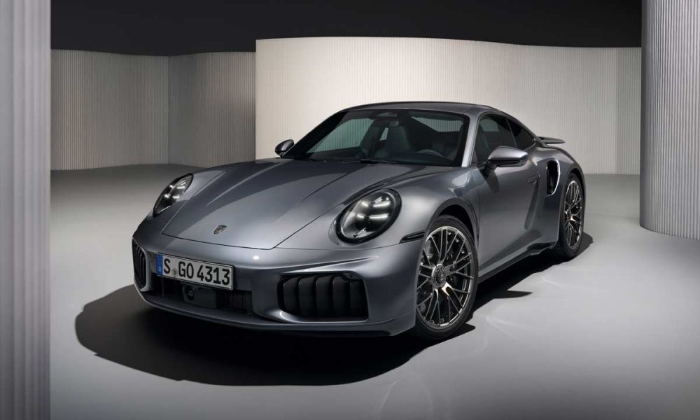 2026 Porsche 911 Turbo S debuts with 711 e-power - Autodevot